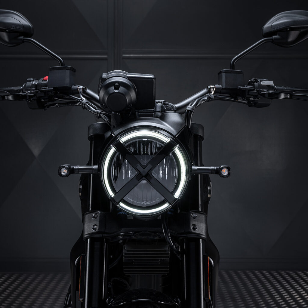 Ducati Scrambler® Full Throttle - The Street Tracker Attitude
