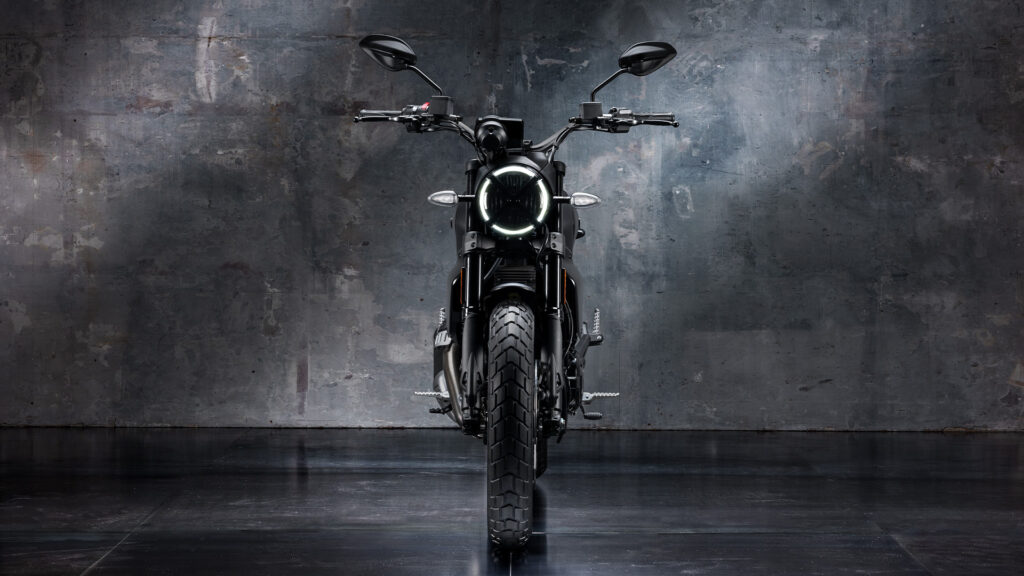 Ducati Scrambler® Icon Dark - Il total black elegante ed essenziale